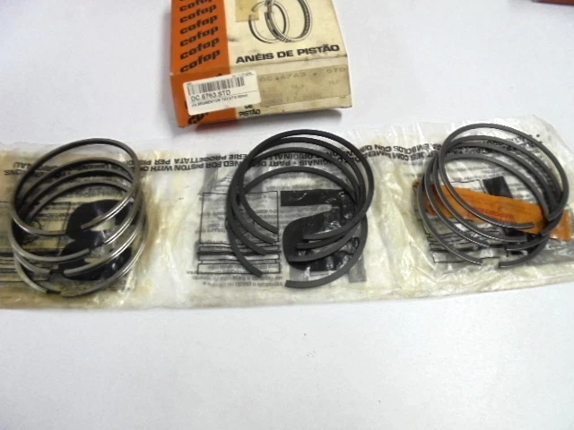 JEU DE SEGMENTS piston Toyota Hiace Hilux Crown Cressida 2.2D L piston ...