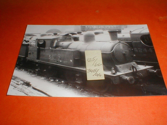LOCO PHOTO LNER BR 0-6-2T N4 CLASS No 5602 £1.50 - PicClick UK