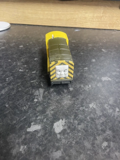 MOTORISED THOMAS AND Friends Trackmaster Rare Retro Collectable ARRY ...