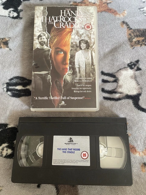 THE HAND THAT Rocks The Cradle (VHS/SUR, 2003) £4.87 - PicClick UK