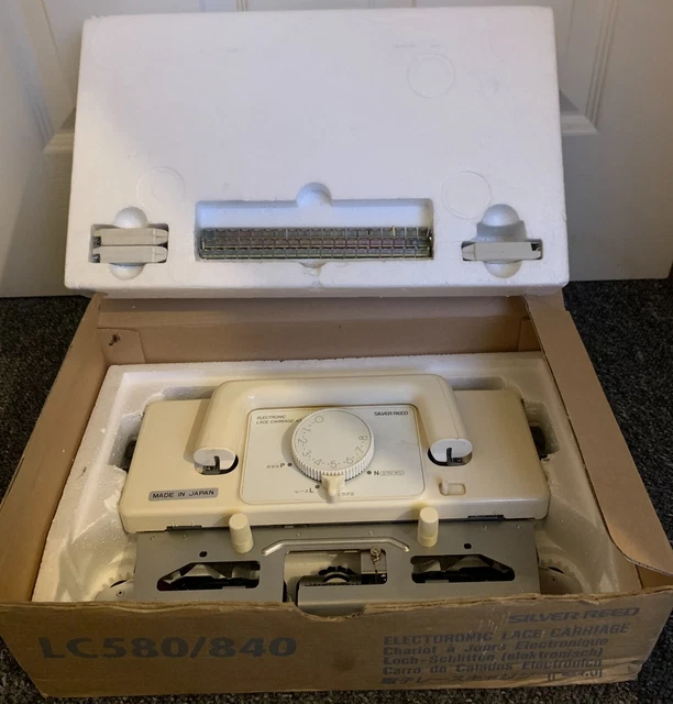 SILVER REED KNITTING machine electronic lace carriage LC 580 in Box EUR ...