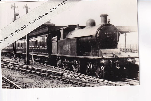 LMS - EX Lnwr - Precursor Tank 4-4-2T - No. 6812 - Photo #16611 £2.28 ...