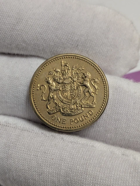 1983 UK 1 Pound Proof Bunc Coin, 108K Minted, Pristine Condition $149. ...