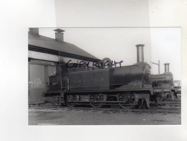 RAIL PHOTO LBSC 060t 697 Unknown shed SR £2.69 - PicClick UK