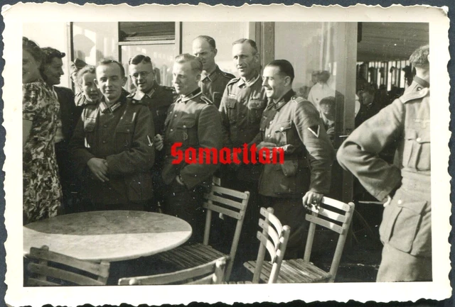 G2/10 WW2 ORIGINAL Photo Of German Wehrmacht Soldiers £2.99 - PicClick UK