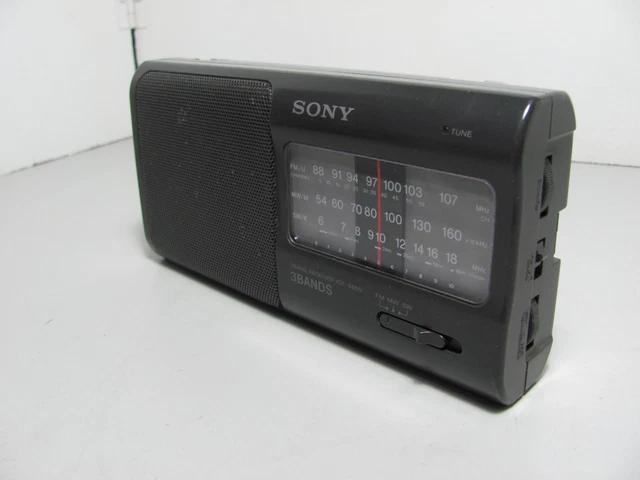 VINTAGE SONY 3 Band AM-FM-SW Portable Radio Model ICF-480S With Carry ...