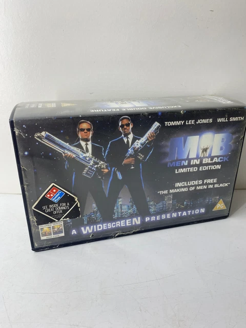 MEN IN BLACK - Widescreen Collector's Edition On VHS Video Cassette ...