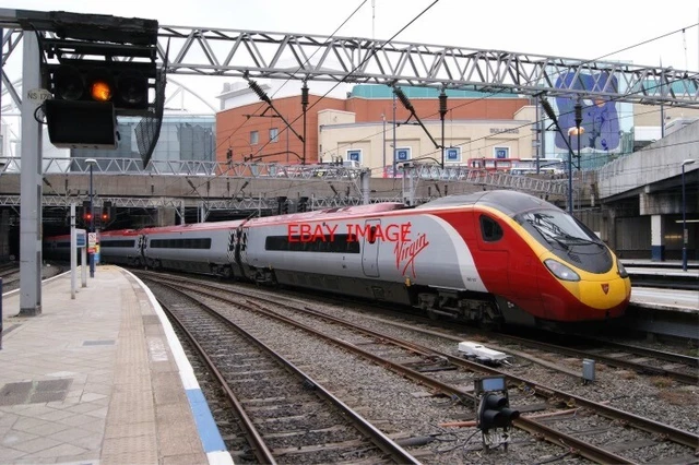 PHOTO CLASS 390/1 Pendolino 11-Car Emu No 390 157 Chad Vara (V2 ...