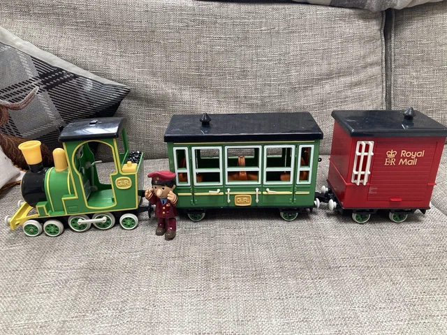 POSTMAN PAT GREENDALE Rocket Motorized Train and AJ figure Electronic ...