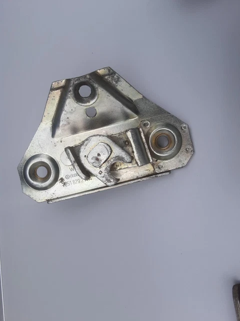 VW T25 TAILGATE Catch GENUINE VW VW t3 Volkswagen type 25 Classic Vw £ ...