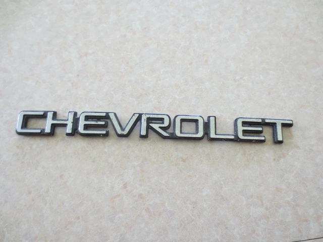 ORIGINAL CHEVROLET MOTOR car plastic emblem /// badge ...