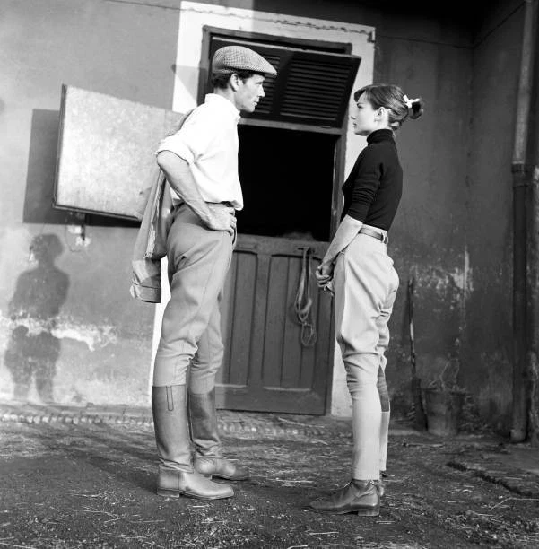MEL FERRER AND his wife, British actress Audrey Hepburn 1956 OLD PHOTO ...