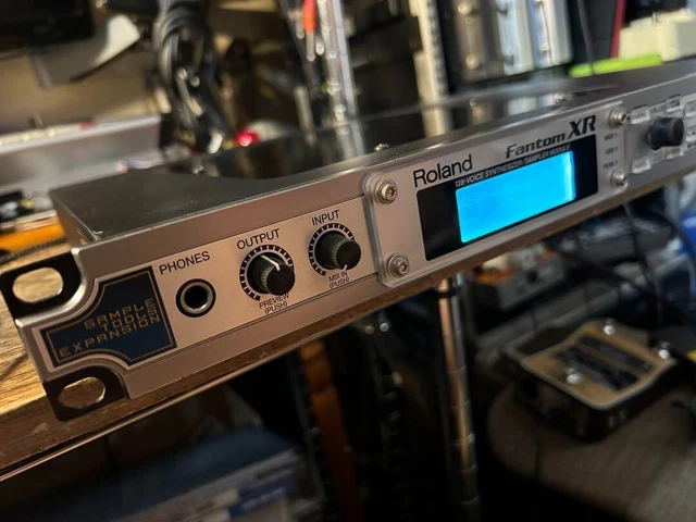 ROLAND FANTOM-XR SOUND Module 1U rack mount synthesizer With ...