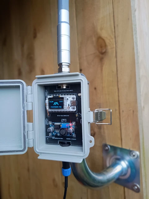 MESHTASTIC/MESHCORE HELTEC WIFI V3 (+21dBm) repeater, +3.0dBi (26cm ...