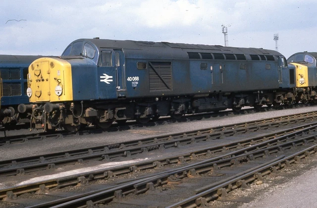 COLOUR SLIDE, CLASS 40, 40068, BR Blue livery £1.15 - PicClick UK