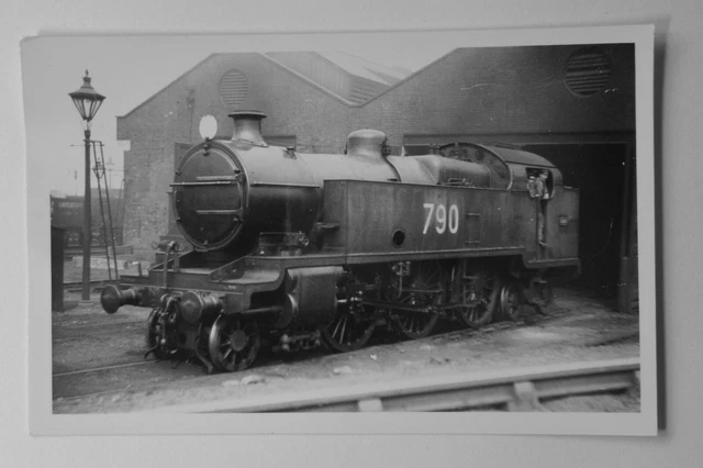 RWY1800 - 1919 Locomotive 790 TONBRIDGE Railway Yard Shed - Real Photo ...