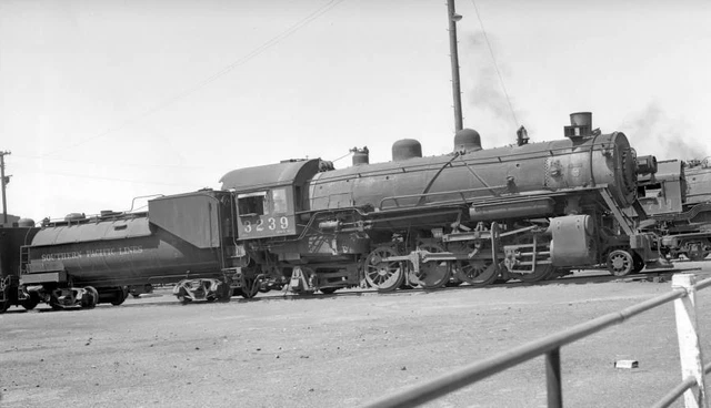 SP SOUTHERN PACIFIC Railroad Locomotive Engine No 3239 Old Train Photo ...