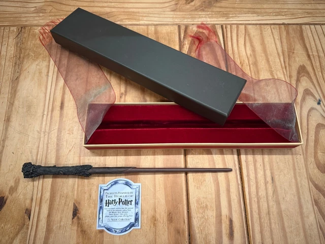 THE NOBLE COLLECTION (Harry Potter Wand) in Ollivanders Box - Prop ...