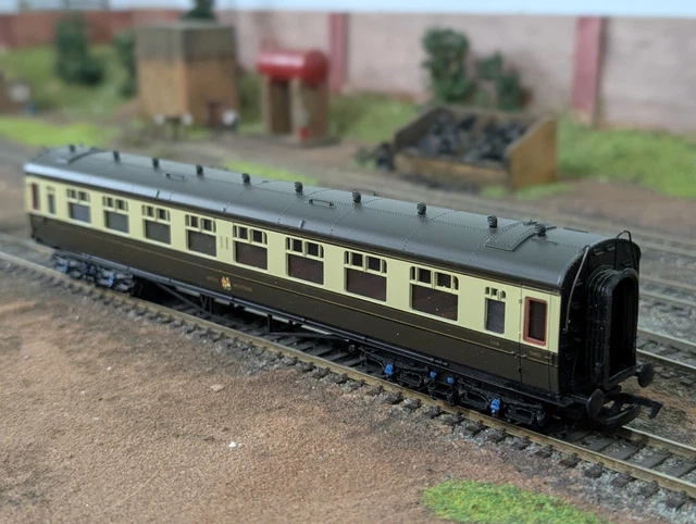 BACHMANN 34-050B OO Gauge GWR Collett Coach 1118 £25.00 - PicClick UK