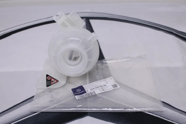 NEW GENUINE MERCEDES-BENZ W205 C-Class Coolant Header Tank A2055000549 ...