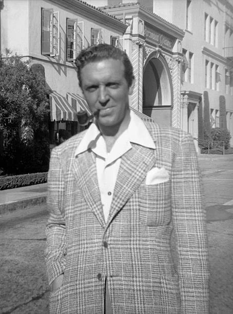 ACTOR ROBERT PAIGE Poses Outside Paramount Studios In La 1940 OLD PHOTO ...