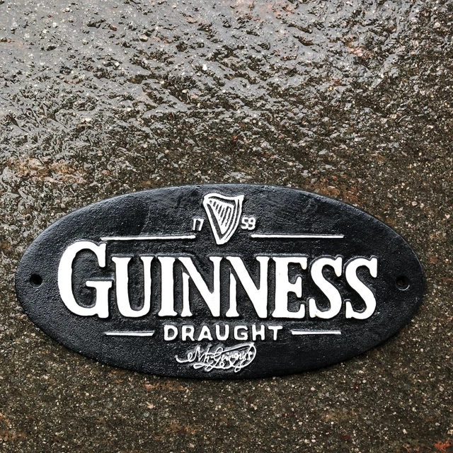 GUINNESS DRAUGHT CAST Iron Sign £27.00 - PicClick UK
