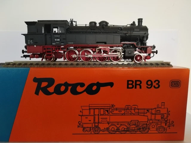 LOCOMOTIVE ROCO HO vapeur BR93, état comme neuf, boîte origine, notice ...