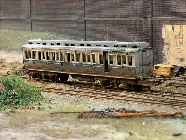 OO GAUGE COACH weathered GWR Clerestory Coach. Ref D2 £28.99 - PicClick UK