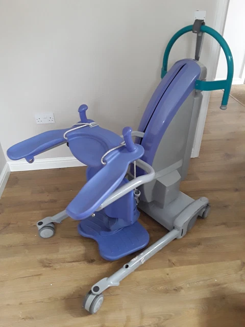 ARJO HUNTLEIGH SARA plus sit-to-stand patient lift/hoist working order ...