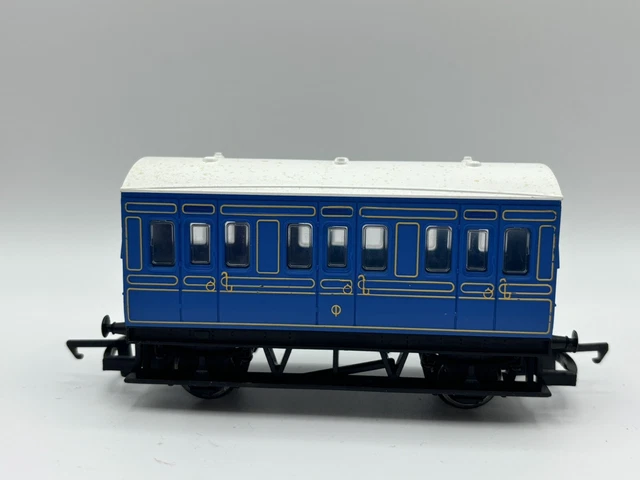 HORNBY OO GAUGE Caledonian Railway 4-Wheel 3rd Class Freelance Coach ...