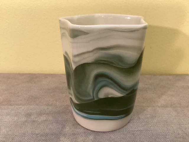HEBRIDEAN POTTERY ISLE of Lewis FEAR an EICH Green AGATE WARE ...