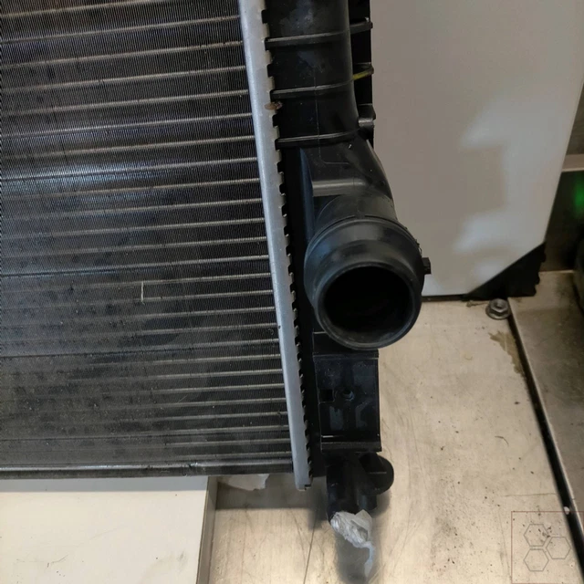 RADIATEUR DE CHAUFFAGE pour PEUGEOT 308 BlueHDi 130 EAT8 S&S Ber ...