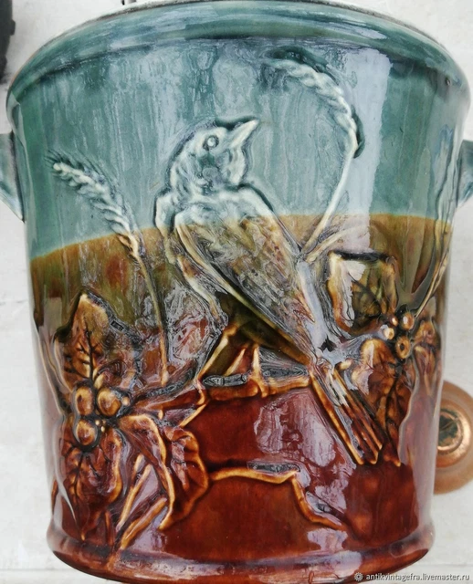 POT DE FLEURS ancien Oiseaux barbotin faïence France. Ancient flowerpot ...