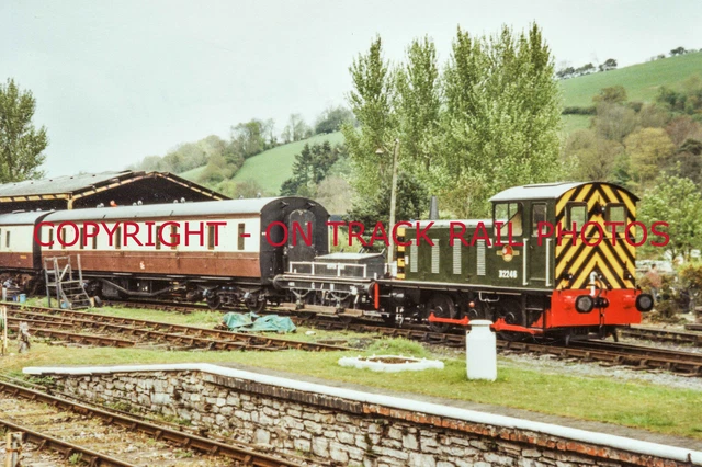 UK RAILWAY PHOTOGRAPH Of Class 04 Shunter D2246. Rm04-03 £1.70 ...