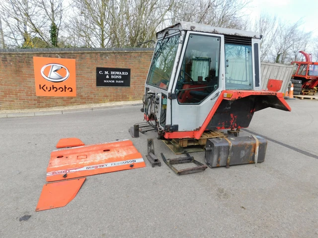 MASSEY FERGUSON 600 Series Cab Cabin Mf Spares Or Repairs 698 690 699 ...