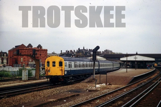 35MM SLIDE BR British Railways Electric EMU Class 501 5407 Clapham Jct ...
