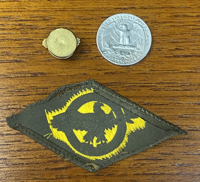 VINTAGE WWII ERA Ruptured Duck service patch and lapel pin $19.99 ...