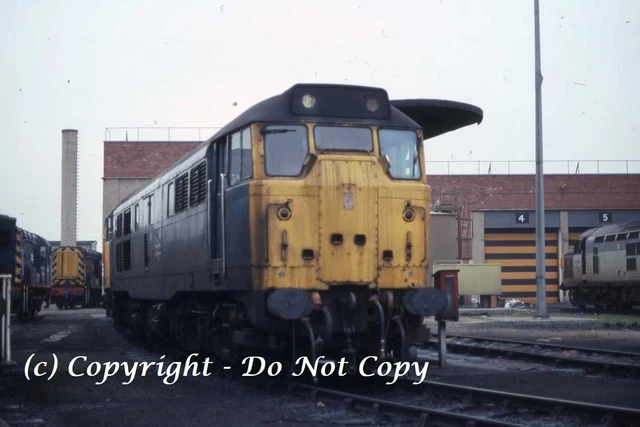 ORIGINAL 35MM DIESEL RAILWAY SLIDE CLASS 31 31124 THORNABY 31-12-89 £2. ...