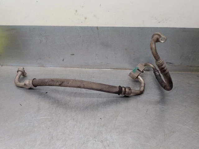 1330200 TUYAUX DE climatisation pour FORD FOCUS 1.8 16V 2001 4822838 ...