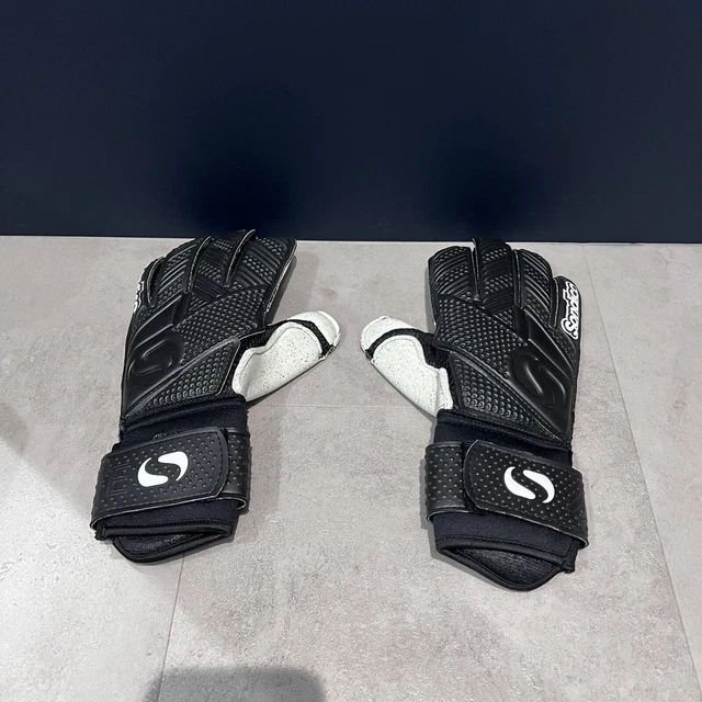SONDICO AEROLITE GOALKEEPER Gloves Black White Size 9 New! £19.99 ...