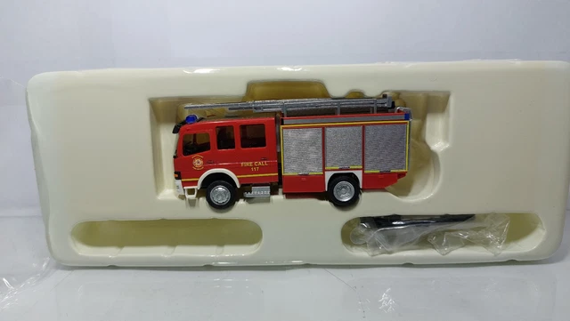 RIETZE 60777 MERCEDES Atego Fire Rescue US Army Stuttgart 1/87 (BD25/61 ...