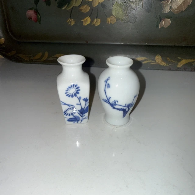 MINIATURE CHINESE PORCELAIN vases Mini Bud Vase Blue And White $8.99 ...