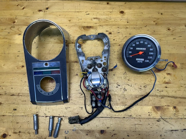 HARLEY DAVIDSON TANK Console Dash Panel FatBoy Softail Speedometer ...