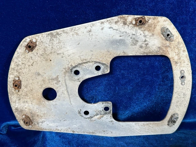 CESSNA 172 L Mounting Plate Assy - Wheel Pants Lh & Rh Set P/N: 0541188 ...