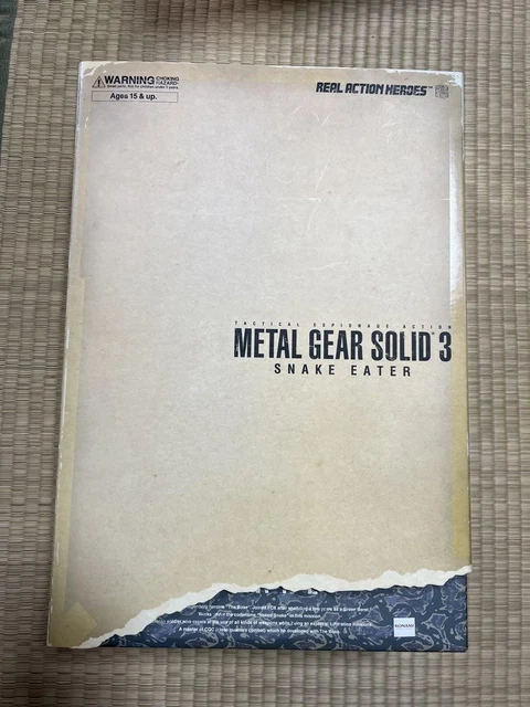 METAL GEAR SOLID 3 Snake Eater Camouflage Ver. 1/6 Figure RAH Medicom ...