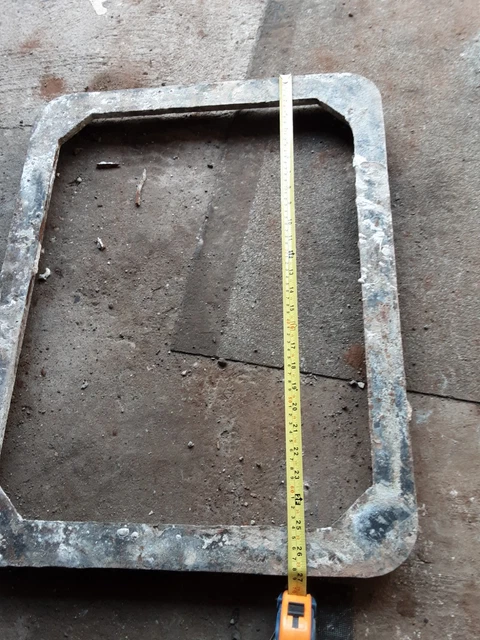 RECLAIMED MANHOLE COVER and frame 25" x 19.75" Used £2.24 - PicClick UK