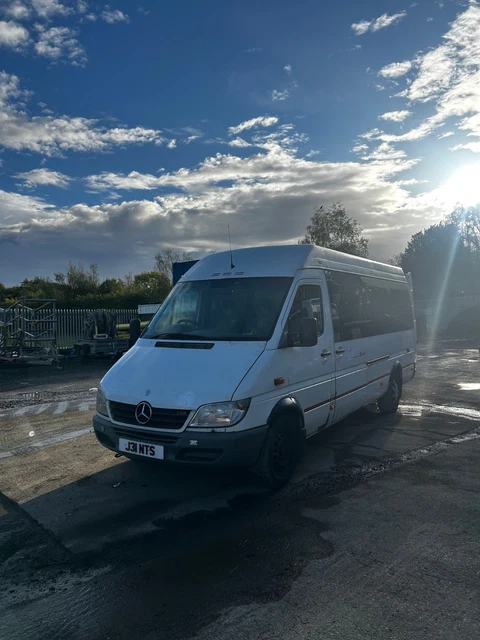 MERCEDES SPRINTER 16 seater - Excllent drive, great runner! with LIFT £ ...