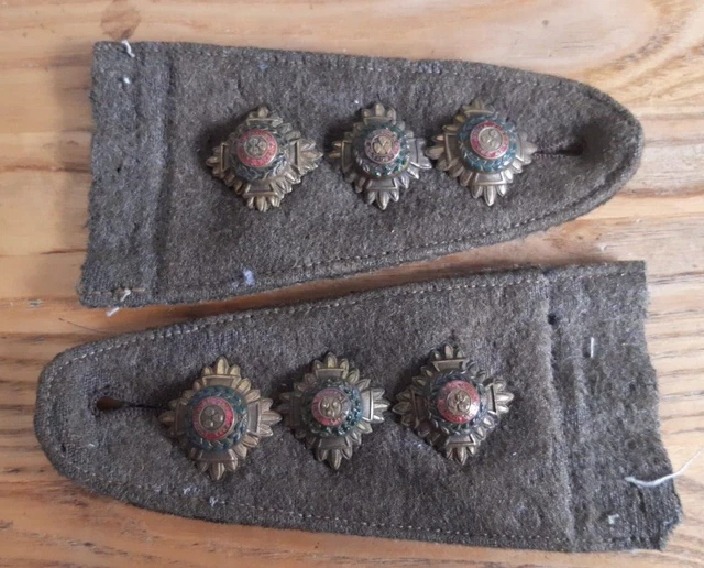 WW2 - BRITISH Army Officers Pips - Rank Of Captain - On Battledress ...