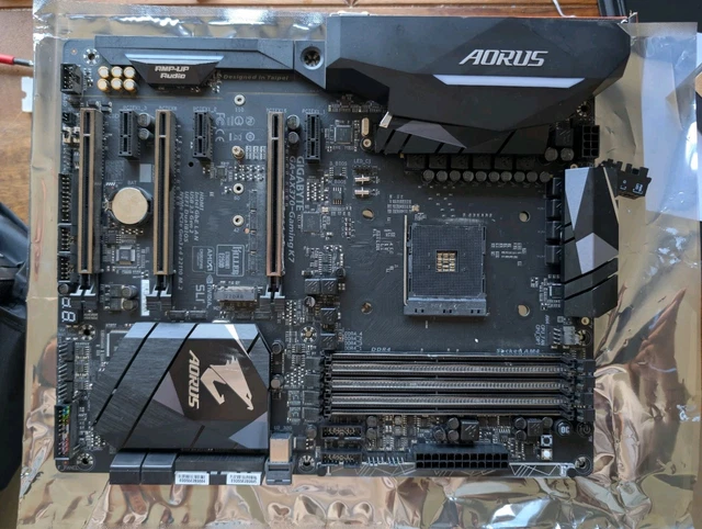 GIGABYTE AORUS AX370-GAMING K7 ATX AM4 DDR4 4-Slot Gaming Multi-GPU £85 ...