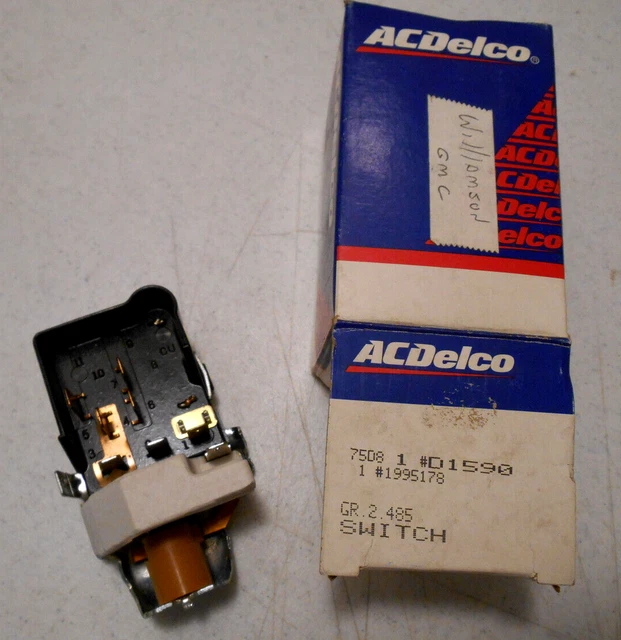 VINTAGE GENUINE NOS Delco GM Headlight Switch 1995178 IH International ...